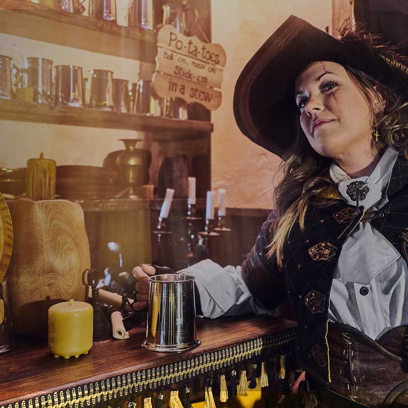 Medieval LARP Shop & Handcrafted Leather Custom Creations Workshop ...