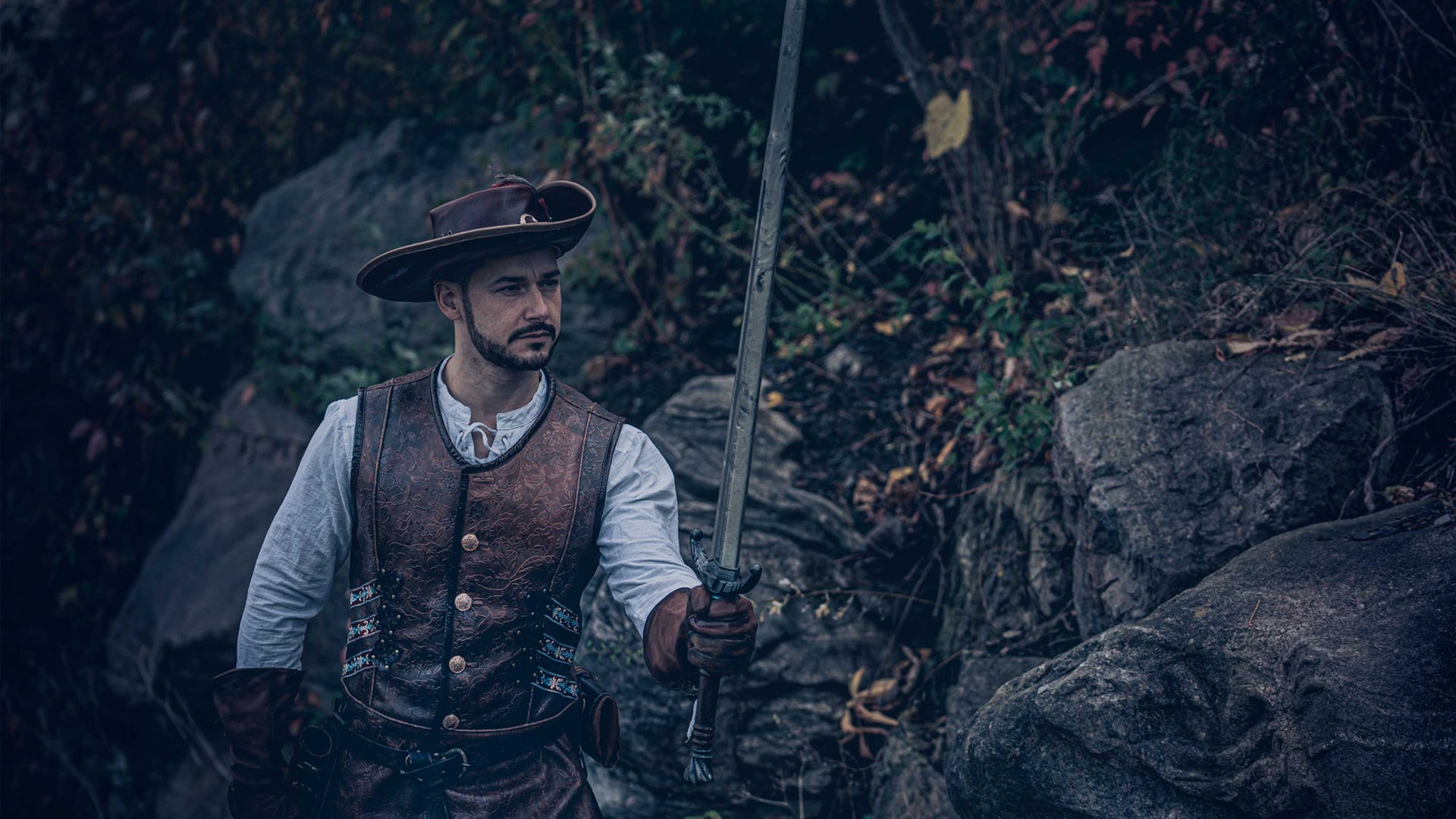 Medieval LARP Shop & Handcrafted Leather Custom Creations Workshop ...